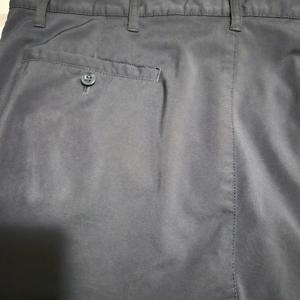 Chaps | Shorts | Chapsmens Black Cargo Shortssize4 | Poshmark